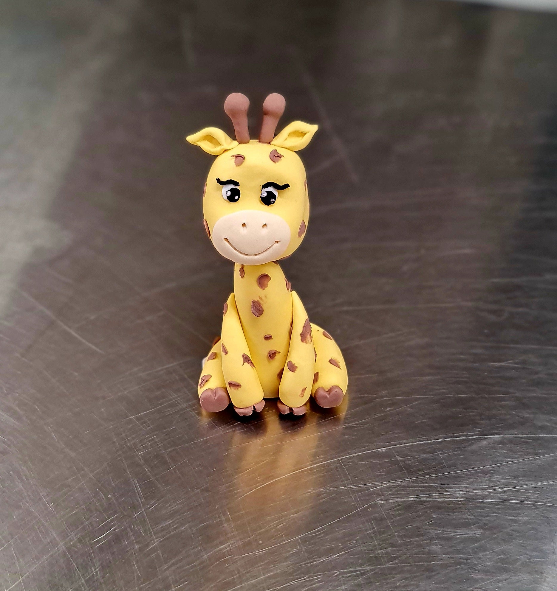 Hand Made Giraffe Large – Cakedecosupplies